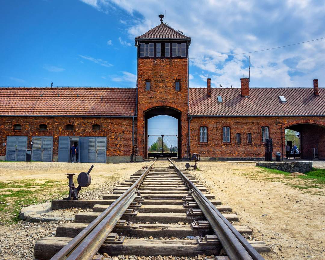 Free Admission to Auschwitz‑Birkenau – Important Changes & Booking Rules